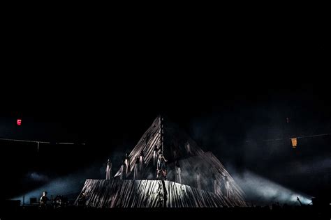 Download Kanye West performing the Yeezus Tour in New York City ...