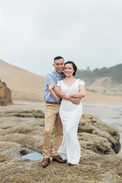 Oregon Coast Engagement Session Anna And Seng By Portland Wedding