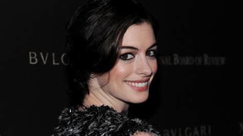 X Resolution Anne Hathaway Close Up Wallpapers P Laptop Full Hd Wallpaper