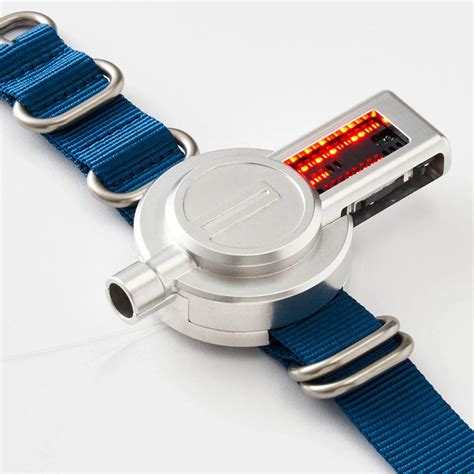 Magnus Functional Thread Shooter Watch