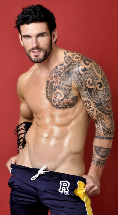 David Dust Featured Athlete Model Stuart Reardon