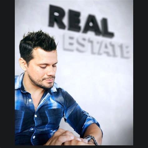Omar Anguiano B Real State Colima