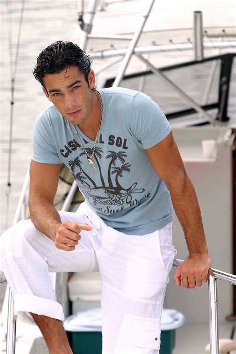 Aarón Díaz Celebra Sus 35 Años