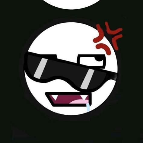 Emo T Shirt Roblox Di 2025 Gambar Prom Kaos Lucu Kostum Lucu