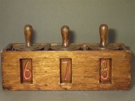 Earthglobalart Wooden Navigation Indicator