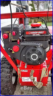 Troy-Bilt 26-inch 2-Stage Gas Snow Thrower 208CC 4-Cycle OHM with ...