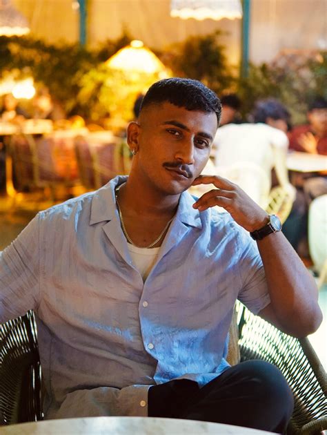 Prajith Pillai A Premium Affair Of Taste And Ambiance Hitchkiindia Setting The Gold