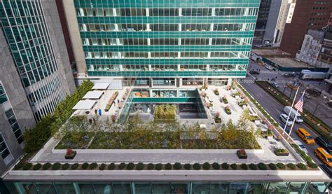 dezeen agenda features som s restoration of new york s lever house