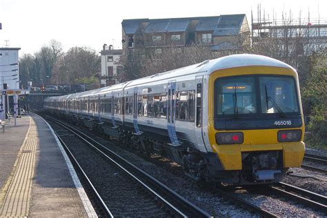 Photo Of 465018 At New Cross — Trainlogger