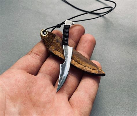 Mini Knife Necklace R Thingsforants