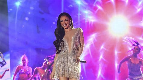 Емануела се стяга за нова сватба Новини бг