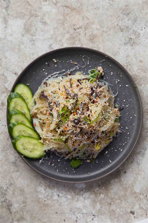 Laab Woon Sen Thai Glass Noodle Salad With Pork