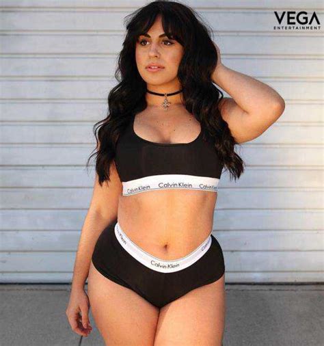 Ayesha Perry Iqbal Is The Beautiful Masterpiece With Perfect Body