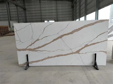 Quartz Stone Golden Calacatta Popular Colors For Luxury Kitchen Countertop