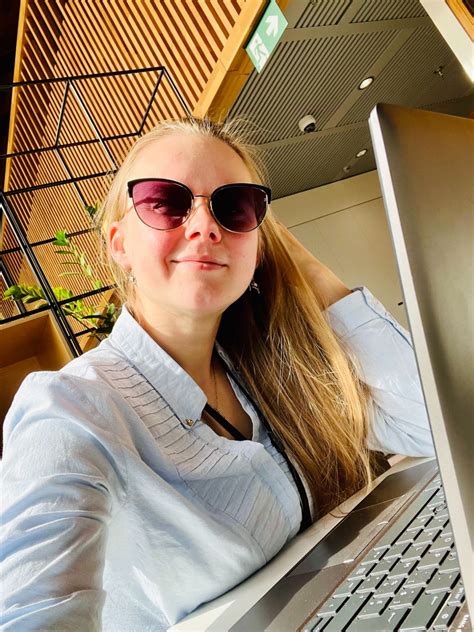 Jennifer Sotnichenko On Linkedin Workhardsunhard Sunnyofficevibes