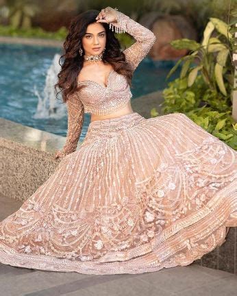 TV Actress Adaa Khan Hot And Beautiful Pics In Golden Lehnga