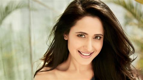 Pragya Jaiswal 4k Wallpapers Hd Wallpapers Id 18586