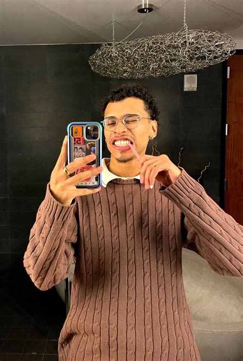 Uriah On Twitter Show Us A Picture Of You Wearing Glasses Because You