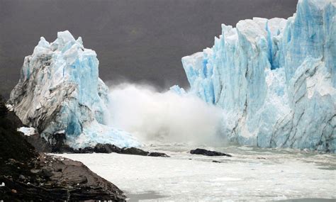 Spectacular Patagonian Glacier Arch Collapse