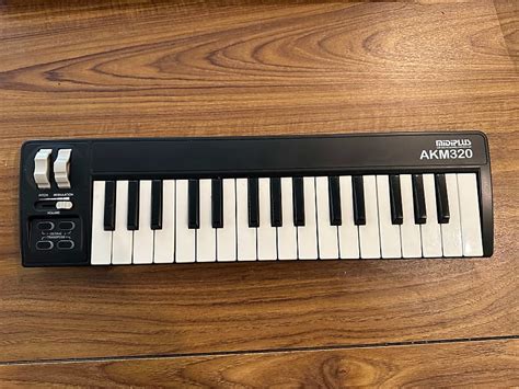 MIDIplus AKM320 Midi Keyboard Controller Present Black Reverb