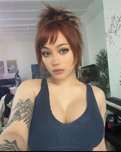 Any Kinky Older Men Wanna Scream And Goon On Mic To Vylerria With Me R
