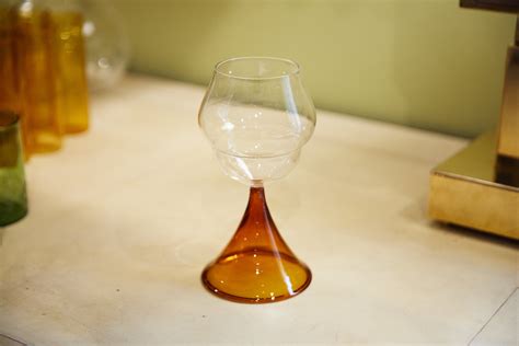 Amber Rounded Wine Glasses Ateliermartaferri