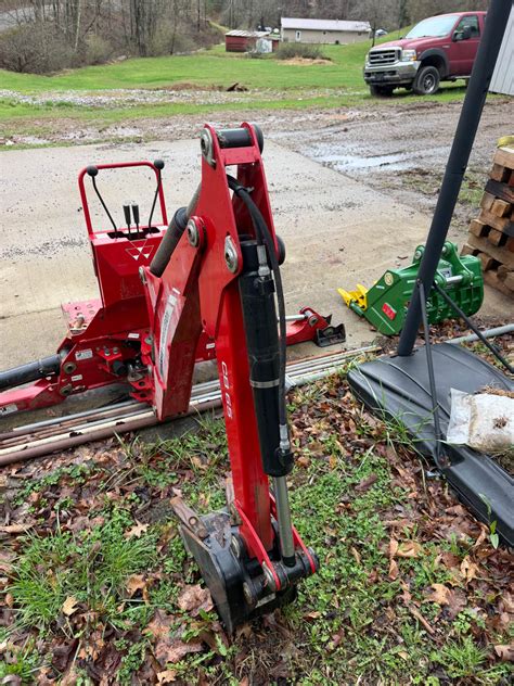 Massey Ferguson Back Hoe Attachment Outdoor Power Equipment Salem