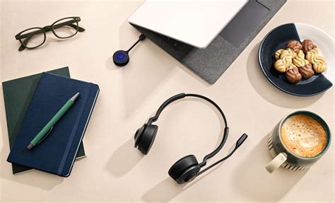 Jabra Engage Se Stereo Wireless Headset W Stand Headsets Direct