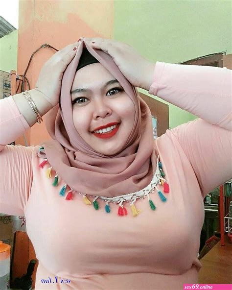 Memek Bahenol Jilbab Sexy Photos
