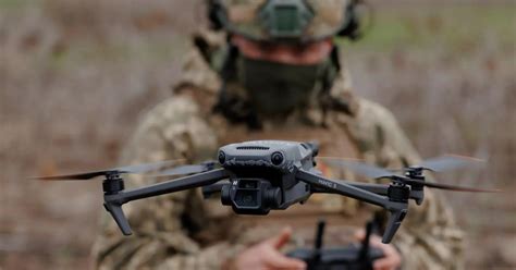 На Купянском направлении пилоты группы Crazy Cats Fpv дронами уничтожили Урал комплекс антенн