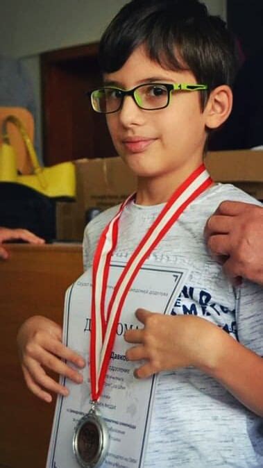 12 годишниот Дамјан Давков од Штип државен првак по математика Iportal