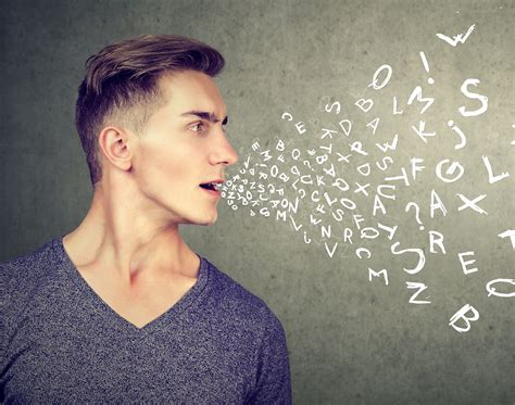 The Size Of A Community Influences The Complexity Of Its Language