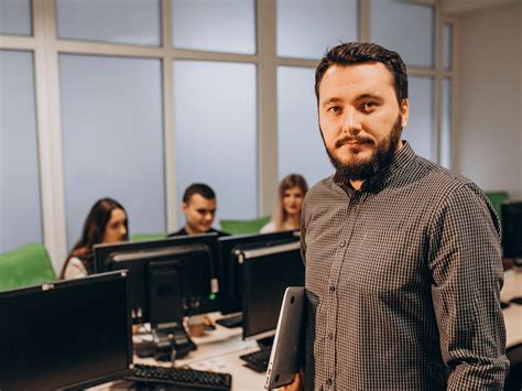 Becoming A Software Engineer What Should I Do First Institute Of Data