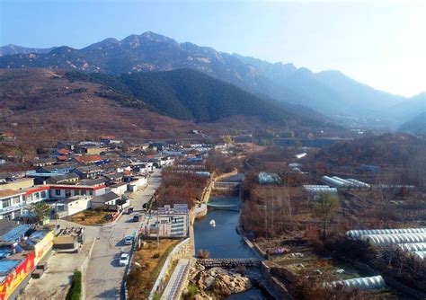 探访山东首个地质文化村：山水相依，茶香盈村 曹家庄地质文化村
