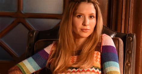 Gaúcha Amanda Grimaldi Brilha Como A Edith Em Raul Seixas Eu Sou Encarou As Consequências