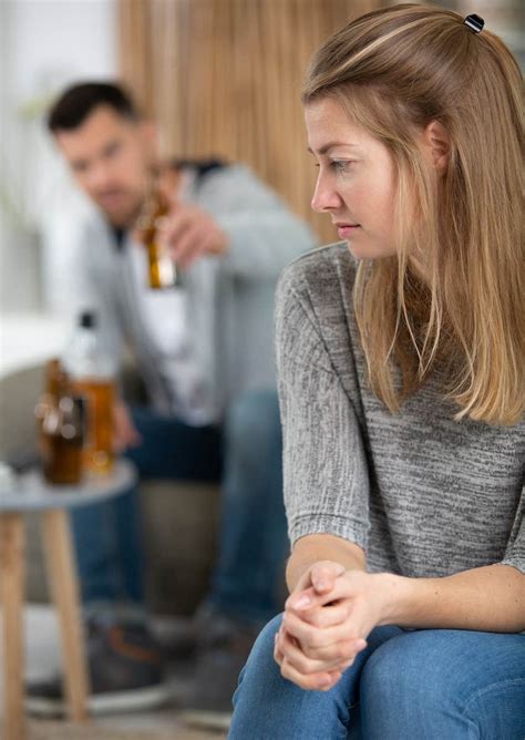 21 Signs A Relationship Is Doomed And Its Time To Get Out Lianne Avila Yourtango
