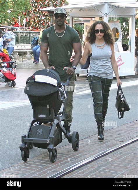 Lance Gross Best Known For His Role As Calvin Payne On The Tbs Sitcom