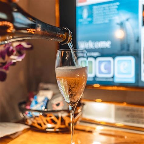 Business Class And First Class Flights Deals And More ️ To 🇳🇿 Aud