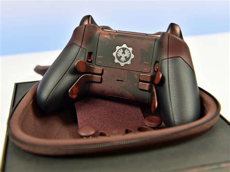 Reviewing The Amazing Limited Edition Xbox Elite Gears Of War