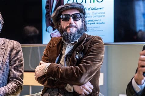 Esce Tredici Canzoni Urgenti Nuovo Album Di Vinicio Capossela