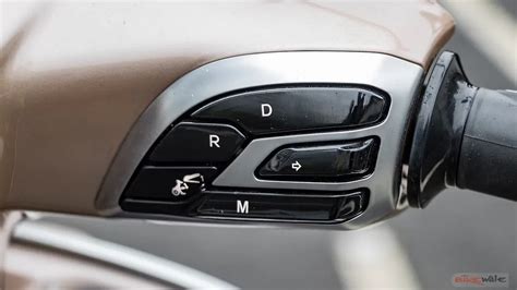 bajaj chetak reverse mode switch image bikewale
