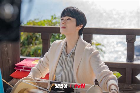 Kim Tae Ri Secretly Gets Dancing Lessons From Jung Eun Chae In