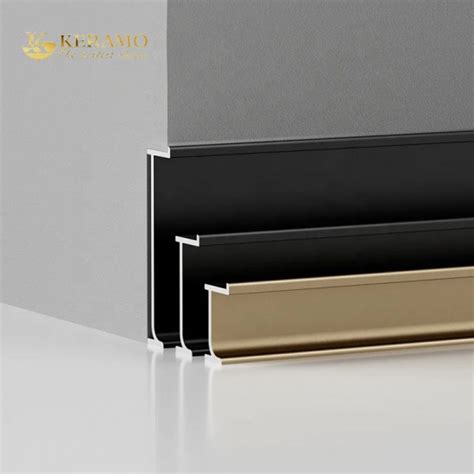 Декоративен профил 3см злато