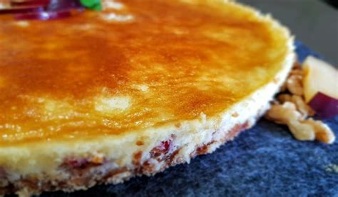 Сладкиш със сини сливи и орехи Моята Рецепта