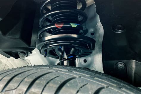 How To Install Struts On A Car