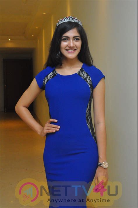 Actress Simran Choudary Stunning Pics 472840 Galleries And Hd Images