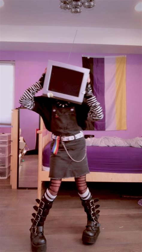 Tv Head The Person In The Video Is Me Tv Head Cute Cosplay