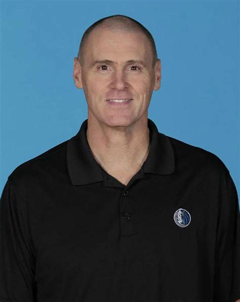 Dallas Mavericks Keep Hopes Of Another Nba Title Alive With Retooled