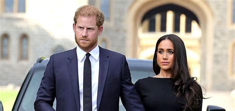Πρίγκιπας Χάρι Μέγκαν Απ τα ψηλά στα χαμηλά της βασιλικής ιστοσελίδας