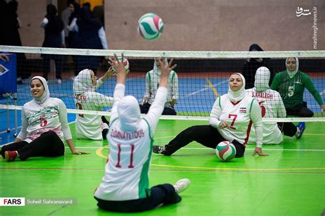 مشرق نیوز عکس حضور هنرمندان در تمرین تیم ملی والیبال نشسته